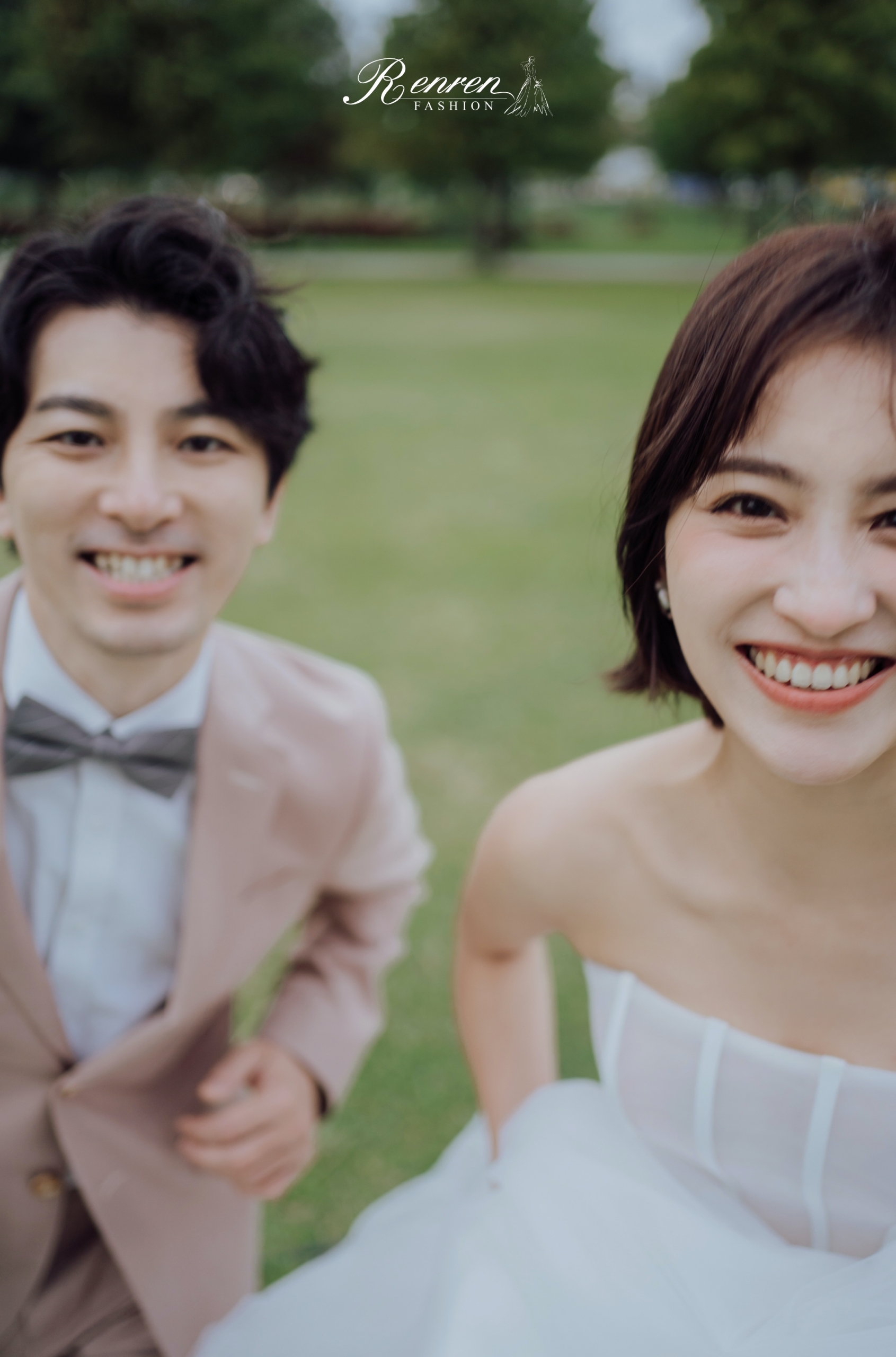 K K YANG — RenRen 冉冉婚紗攝影工作室